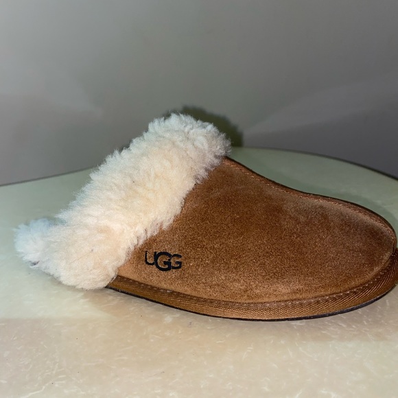 UGG | Shoes | Ugg Womens Moraene Classic Chestnut Suede Slipper House ...
